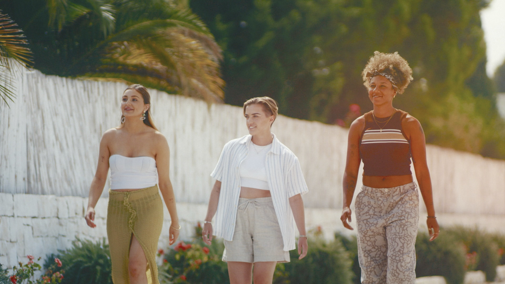 Nonchalant Magazine - Lesbian and Queer Pop Culture.